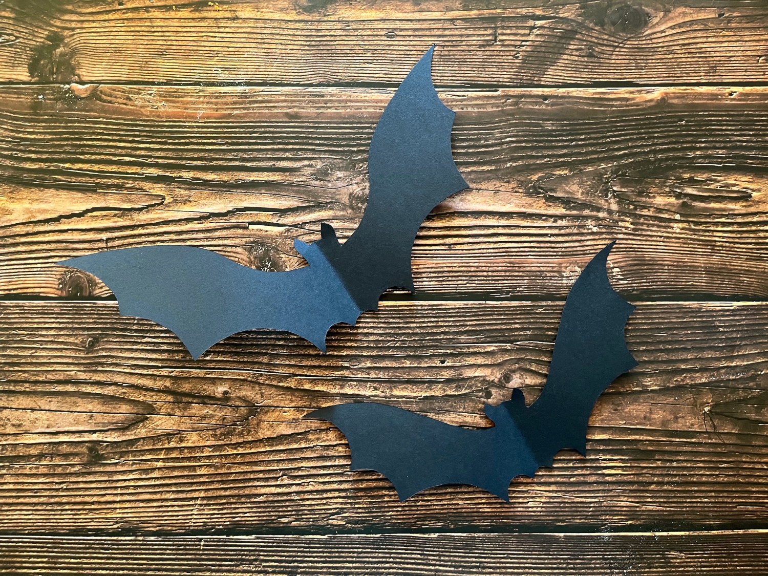 DIY – Paper Bat Halloween Decorations – Whole Heartily
