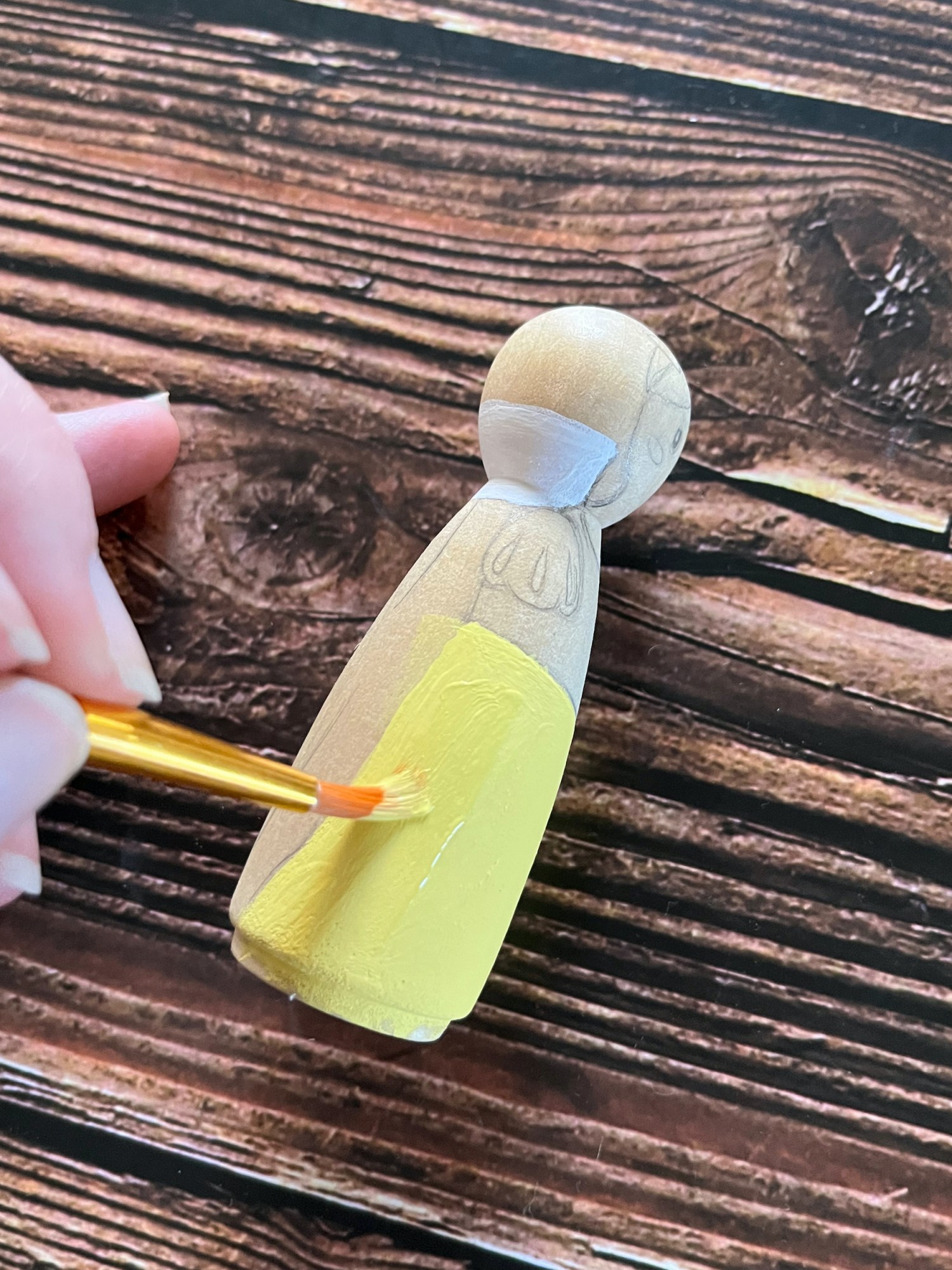 DIY – Snow White and the Seven Dwarfs Peg Dolls – Whole Heartily