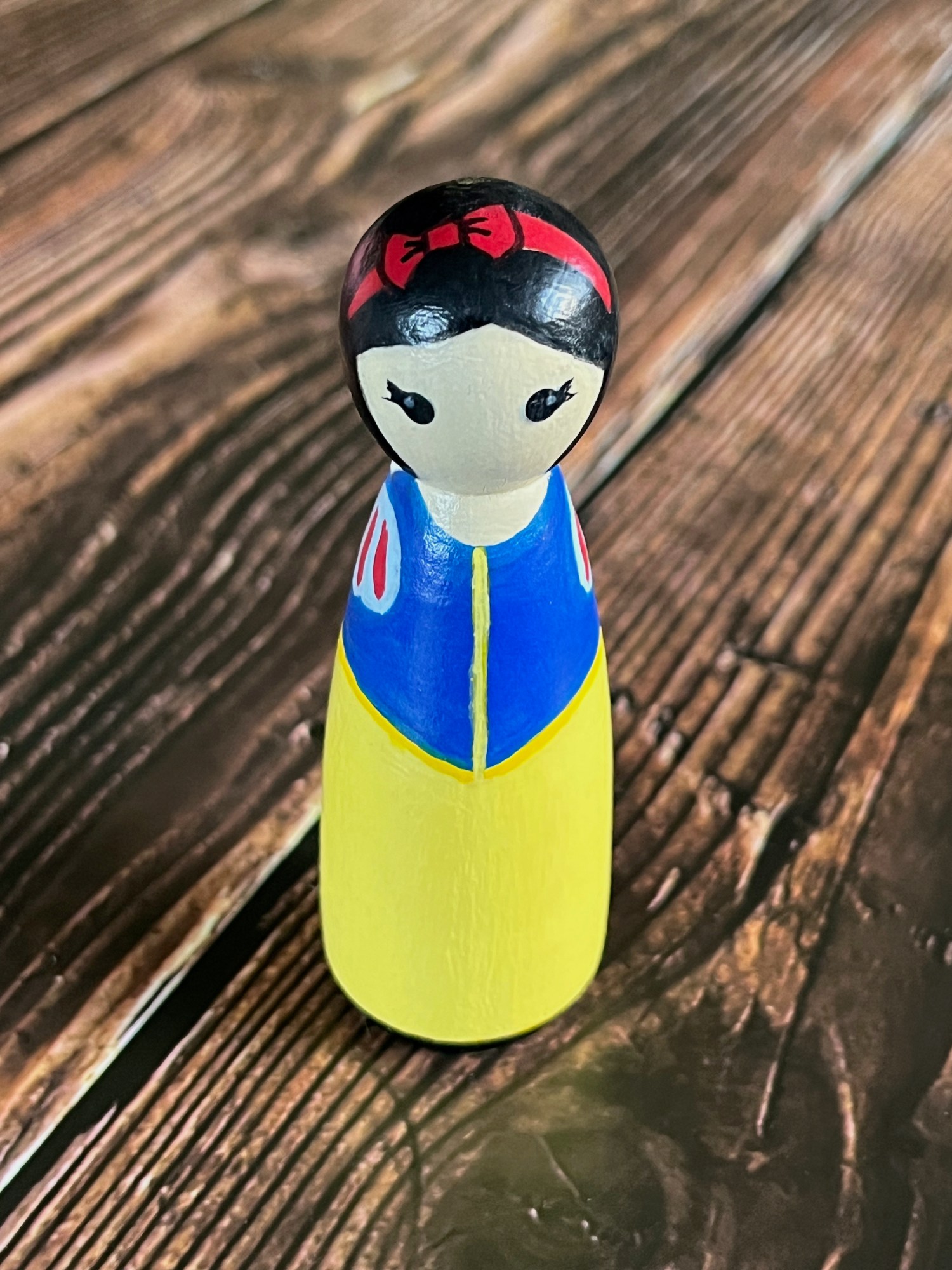 DIY – Snow White and the Seven Dwarfs Peg Dolls – Whole Heartily