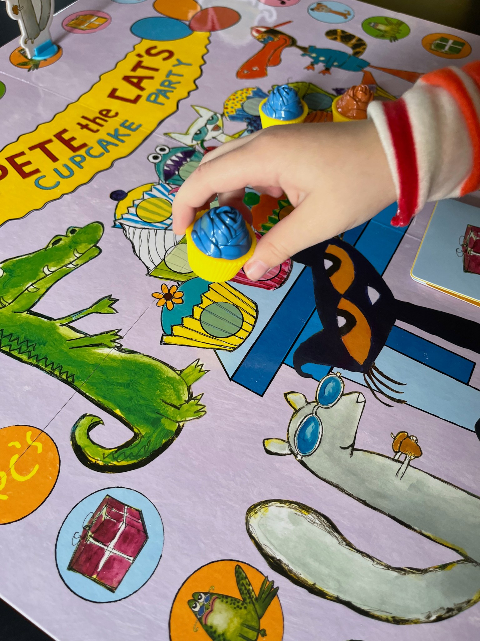 How to Play – Pete the Cat: The Missing Cupcakes Game – Whole Heartily