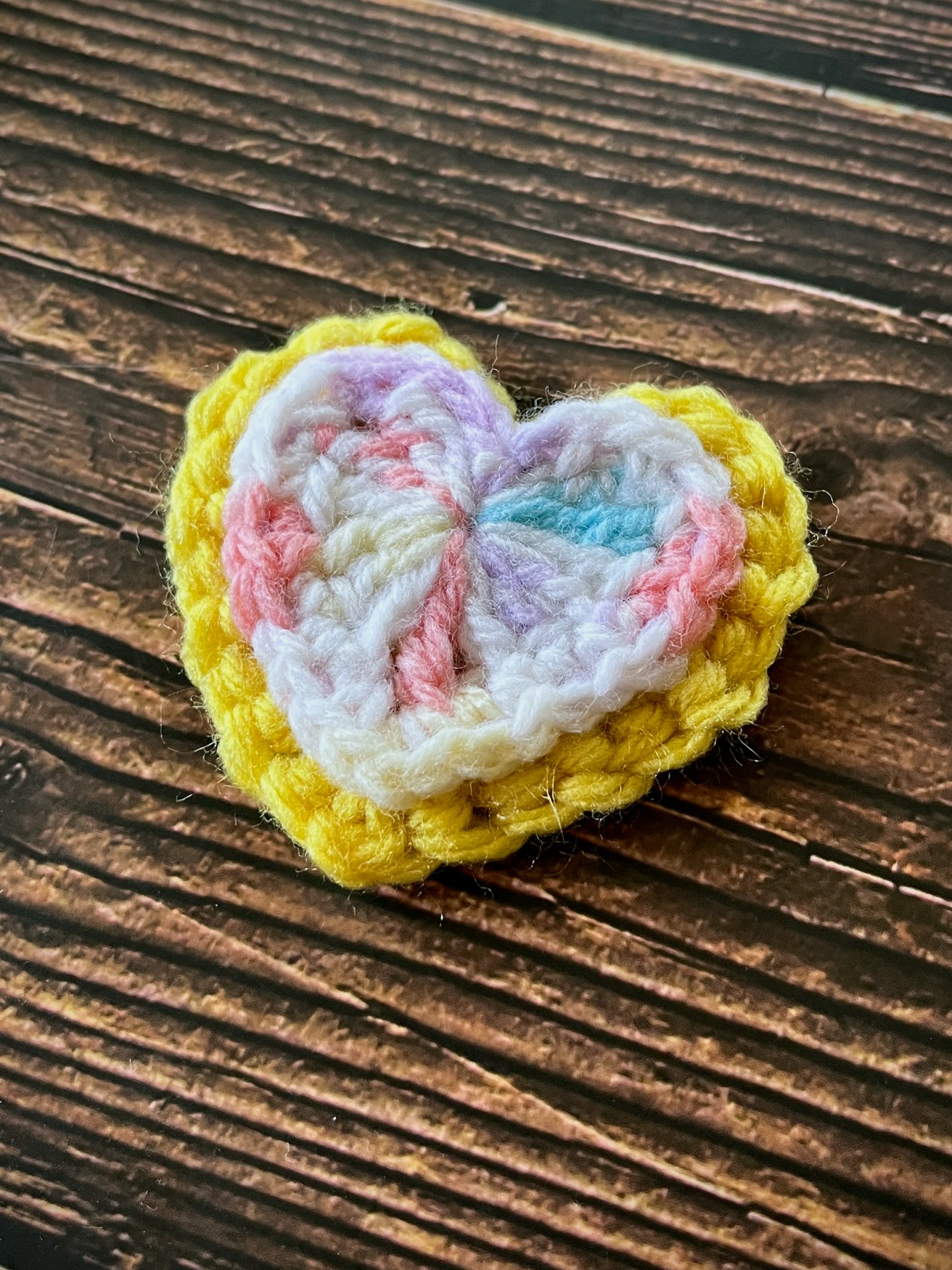 DIY – Crocheted Double Pocket Hug – Whole Heartily
